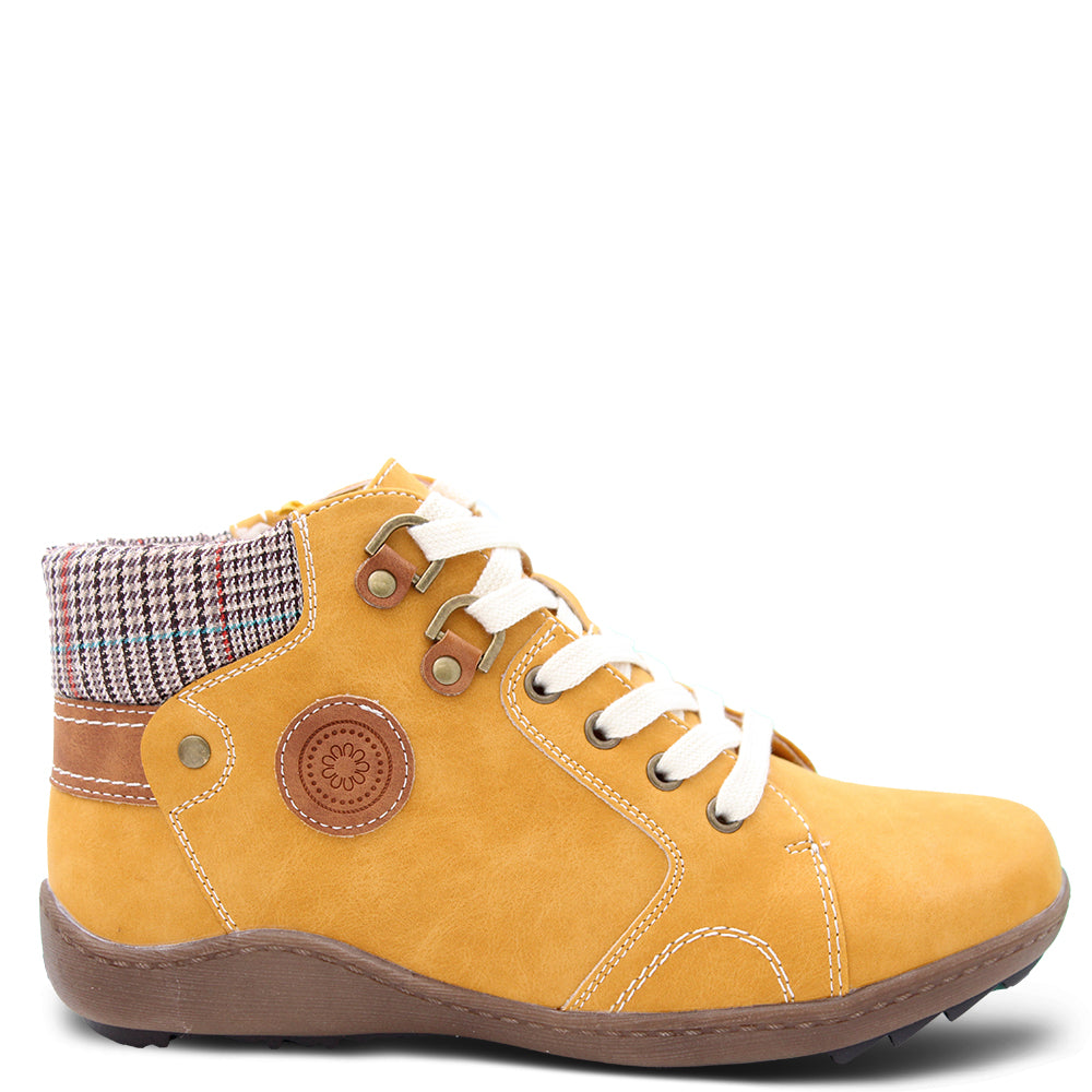 Step On Air Wait Women's Ankle Boots | Manning Shoes