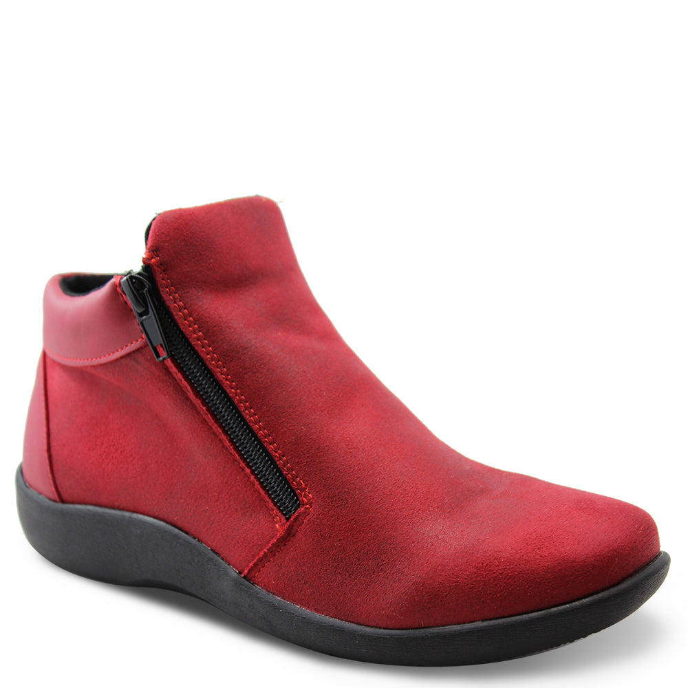 Step On Air Valore Women's Flat Boots - Comfort Footwear – Manning Shoes
